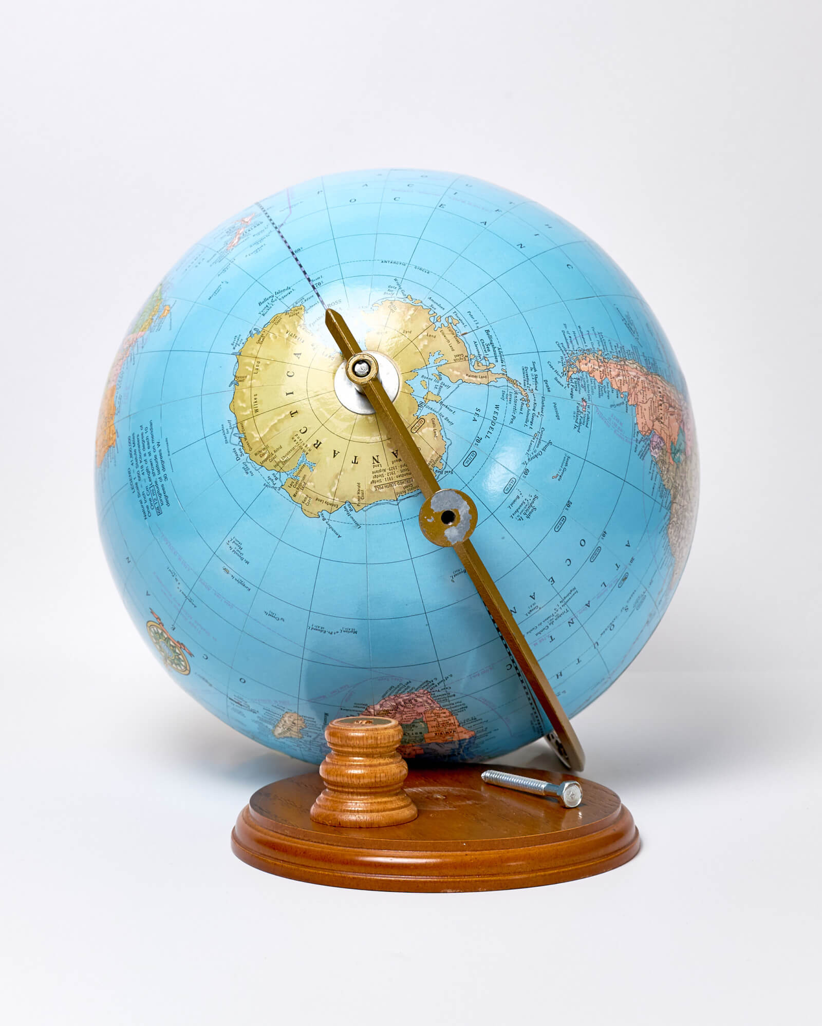 Updating a Globe From My Childhood – She’s So Bright