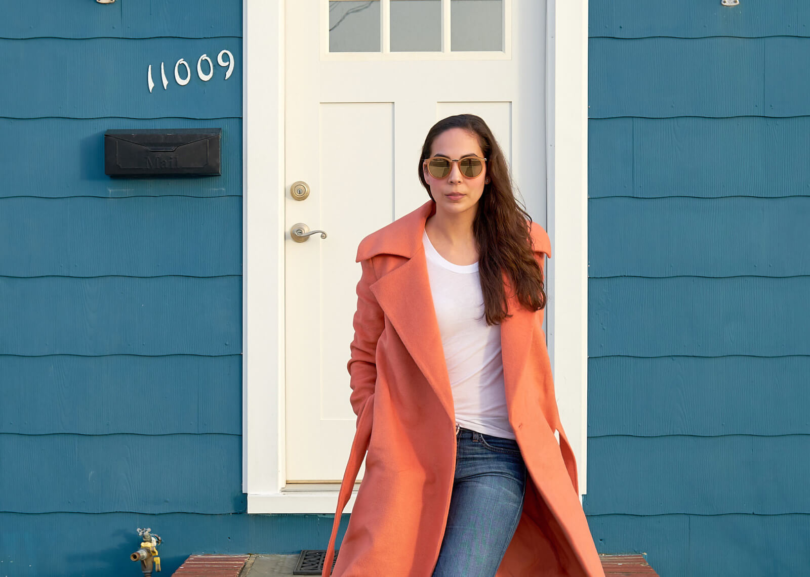 A Coral Coat By the Seashore – She’s So Bright