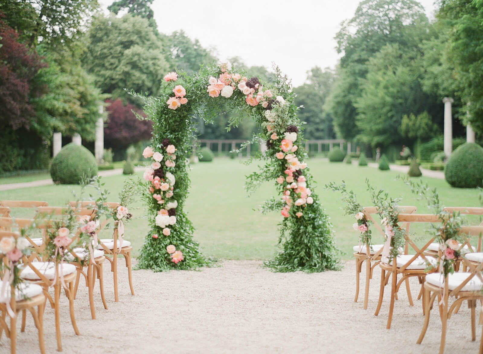 A Wedding in France – She’s So Bright